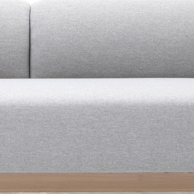 Elephant Sofa 3-Seater Bench ‒ KARIMOKU NEW STANDARD (KNS) Elephant Sofa 3-Seater Bench ‒ KARIMOKU NEW STANDARD (KNS)